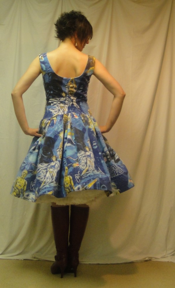 Episode IV | Tanit-Isis Sews