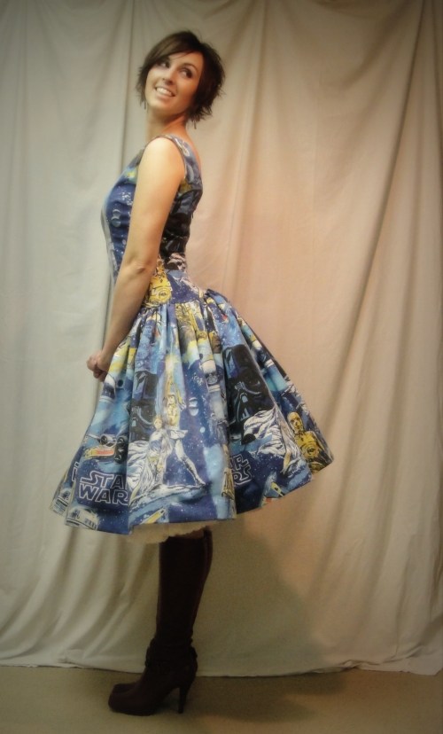 Episode IV | Tanit-Isis Sews