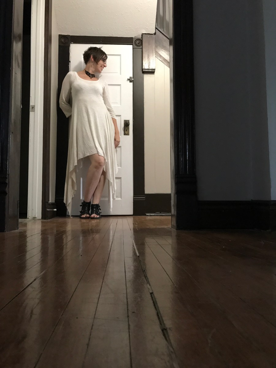 Housed | Tanit-Isis Sews