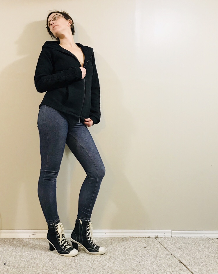 Bunny hugging | Tanit-Isis Sews