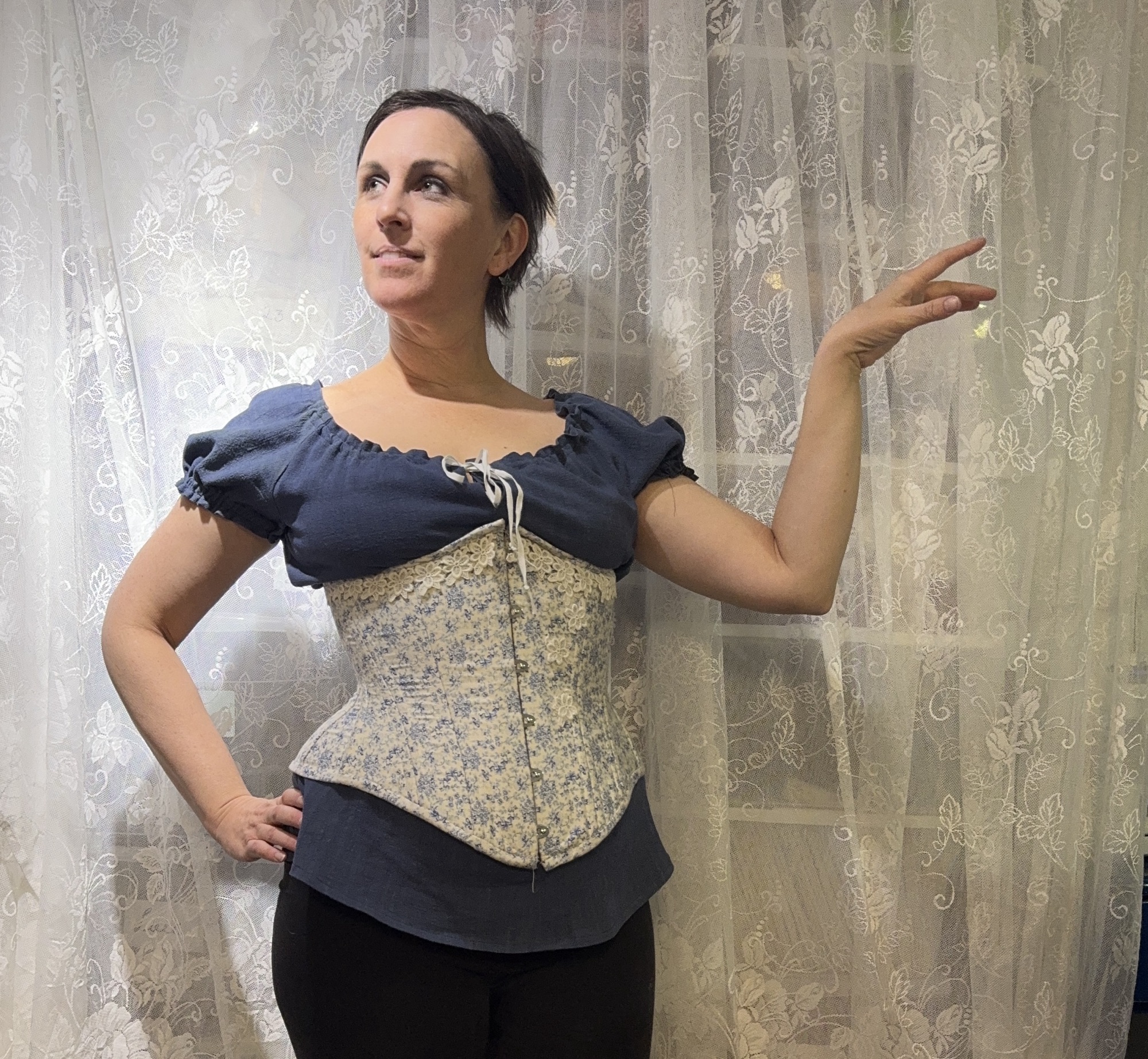 Tanit-Isis Sews | because my fingers itch…