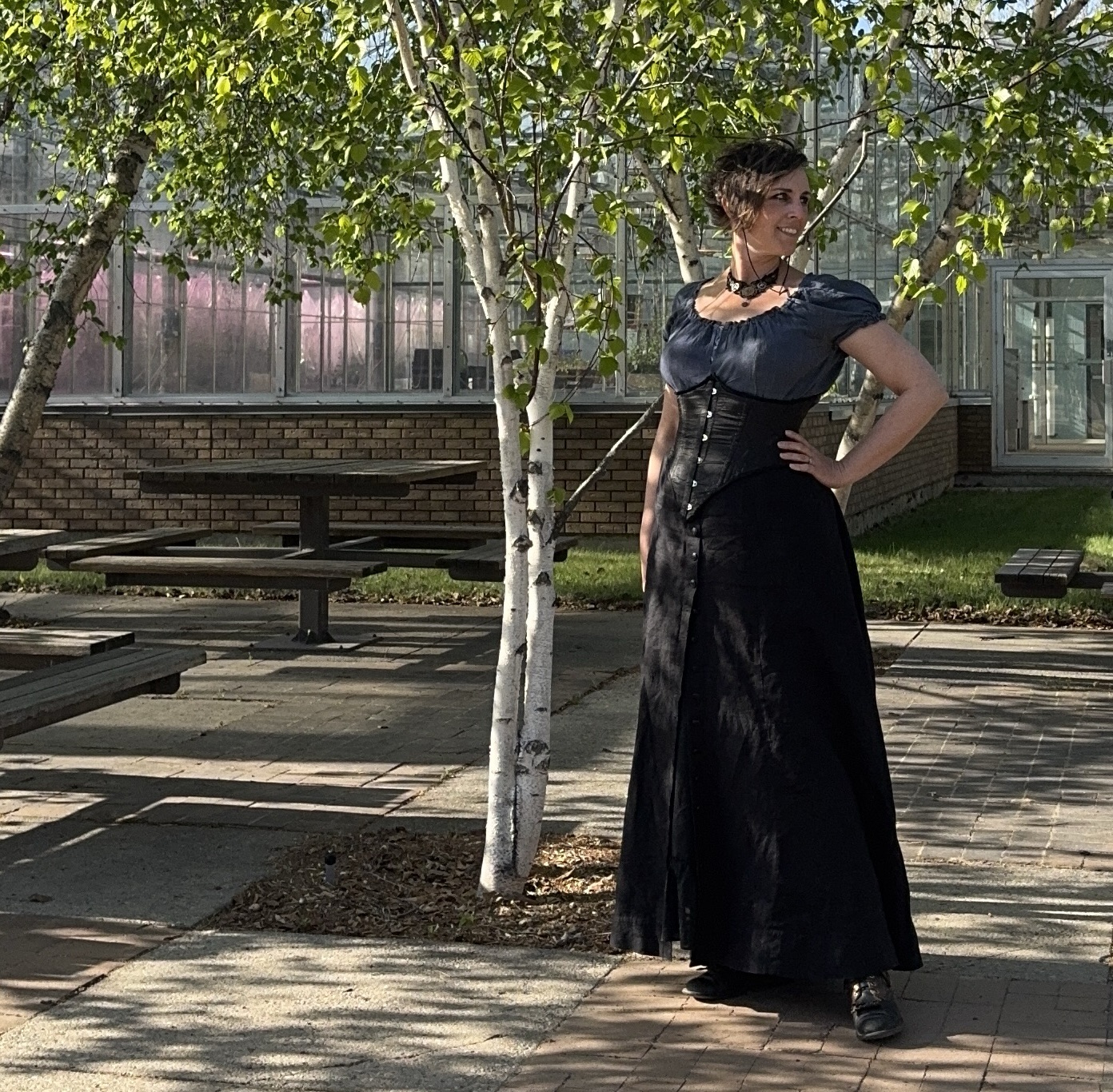 Black, basic, impossible to photograph | Tanit-Isis Sews